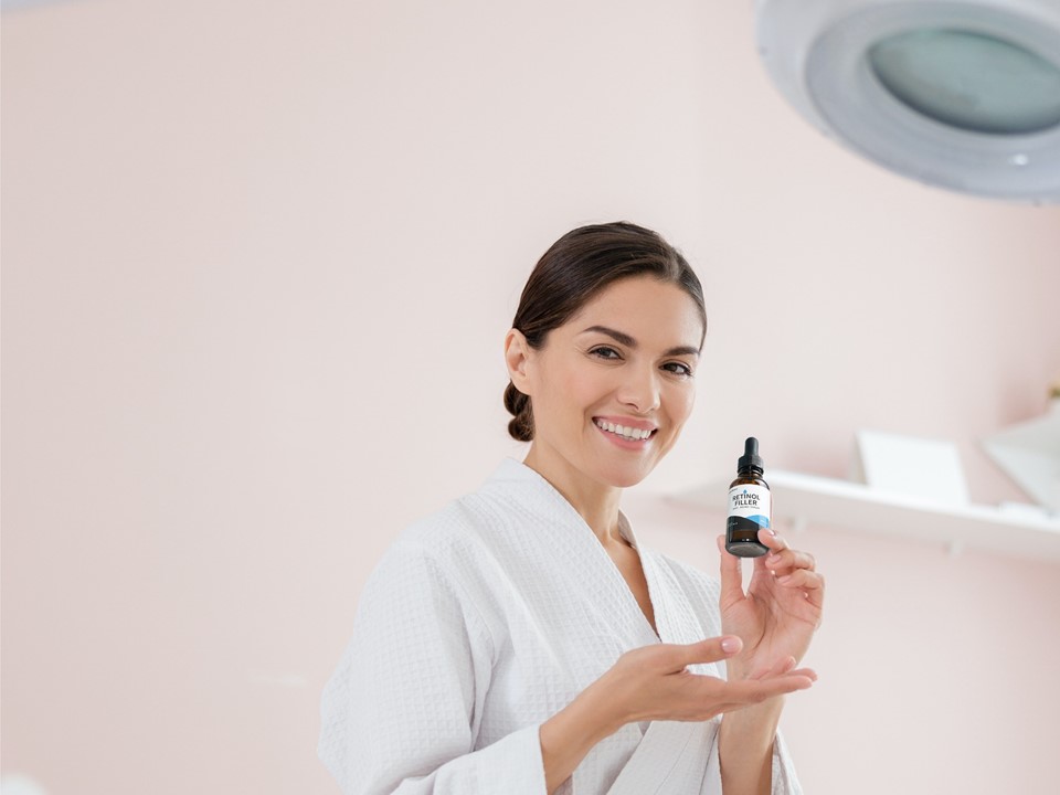 What Age Should I Start Using Serum? (With Handy Chart)